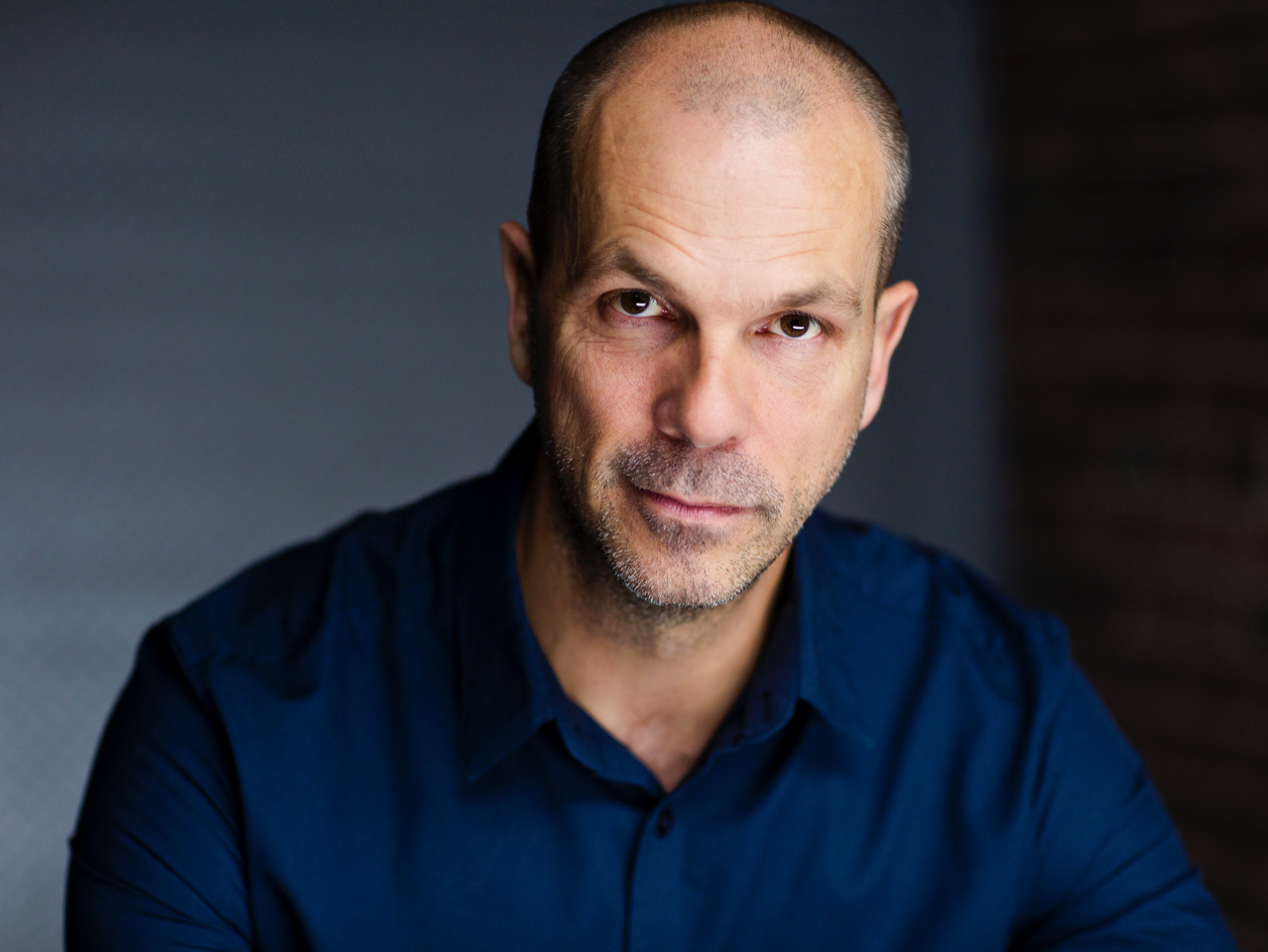 Chris Gibbs – Dead Right